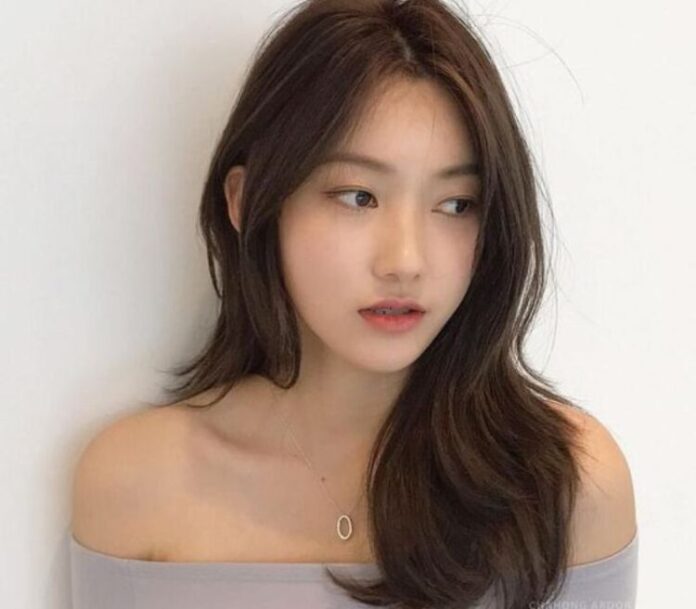 Top 10+ kiểu tóc Layer Medium Length cho bạn nữ thêm xinh