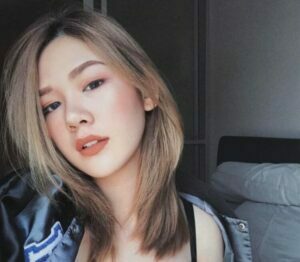 Top 10+ kiểu tóc Layer Medium Length cho bạn nữ thêm xinh