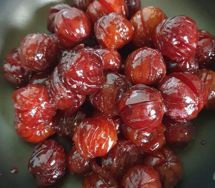 Xí muội làm từ gì? Công dụng và cách làm xí muội