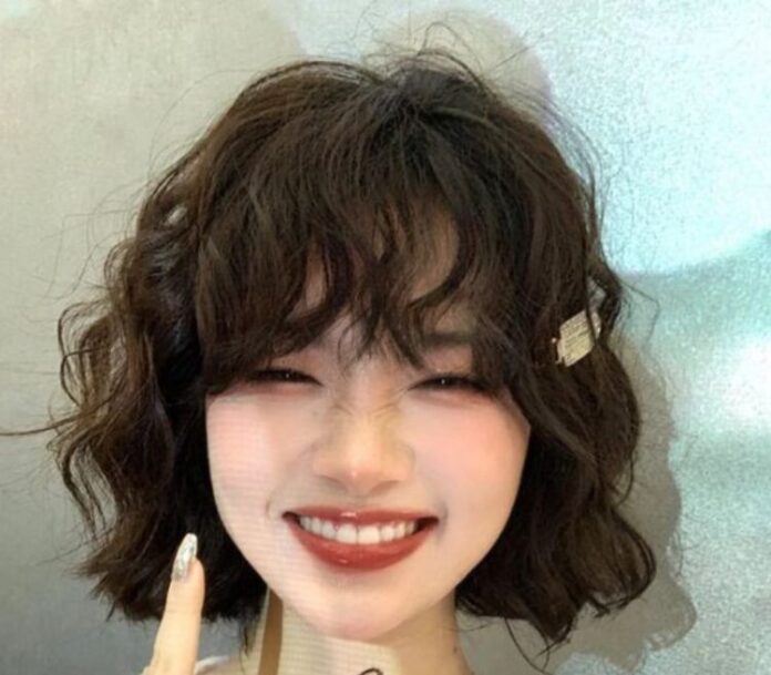 Tìm hiểu những kiểu tóc xoăn Hippie nhẹ đơn giản thanh lịch