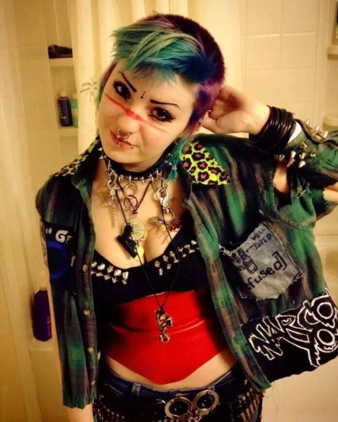 Phong cách punk là gì ? 8 item mang phong cách punk cực chất